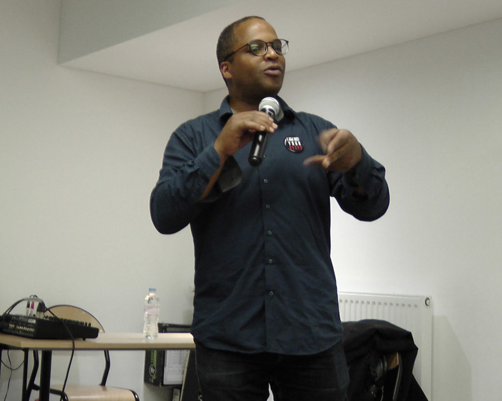 Ta façon d’écrire n’est pas très représentative des Noirs : décryptage ...